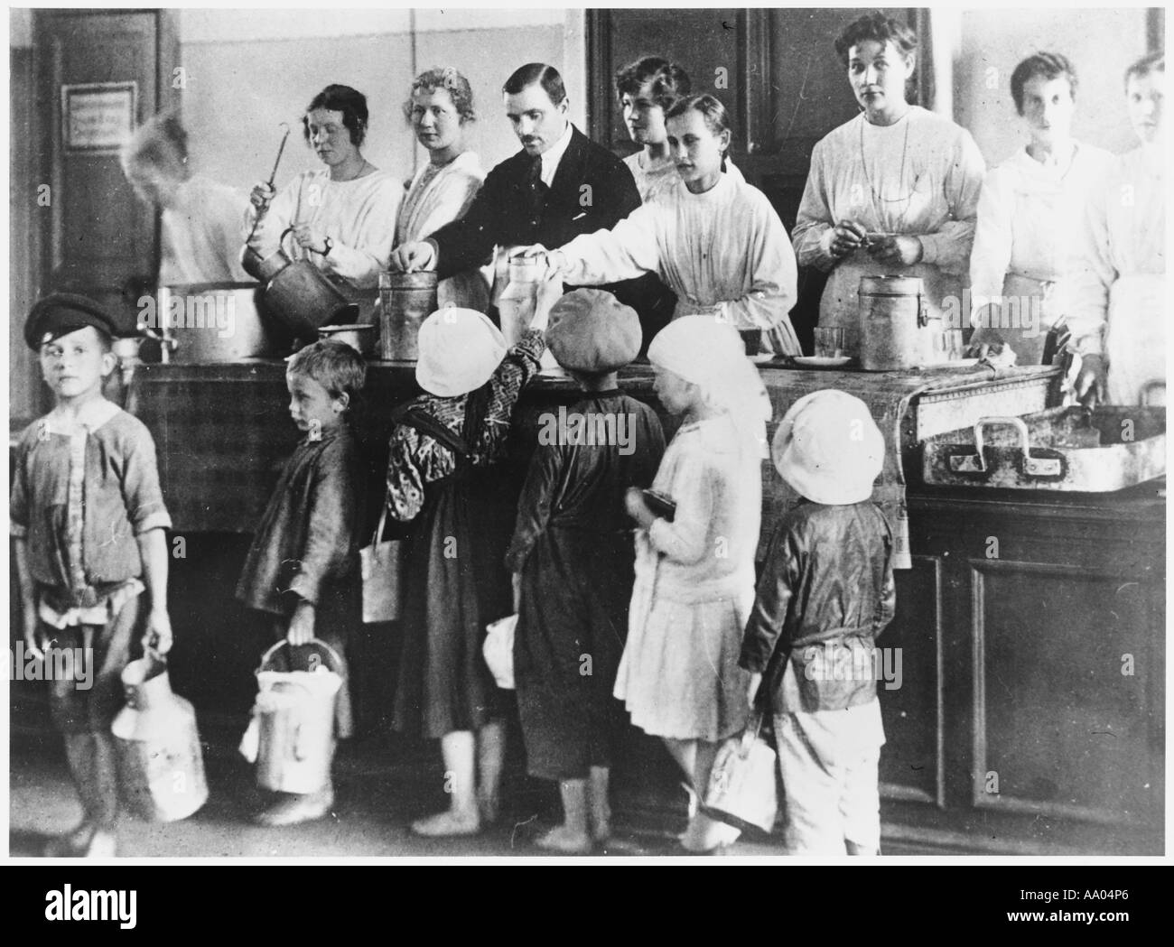 Russian famine of 1921 Banque de photographies et d’images à haute ...