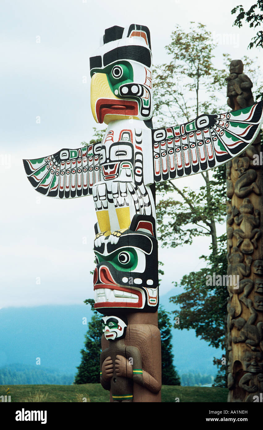 Totem st Banque de photographies et d’images à haute résolution - Alamy
