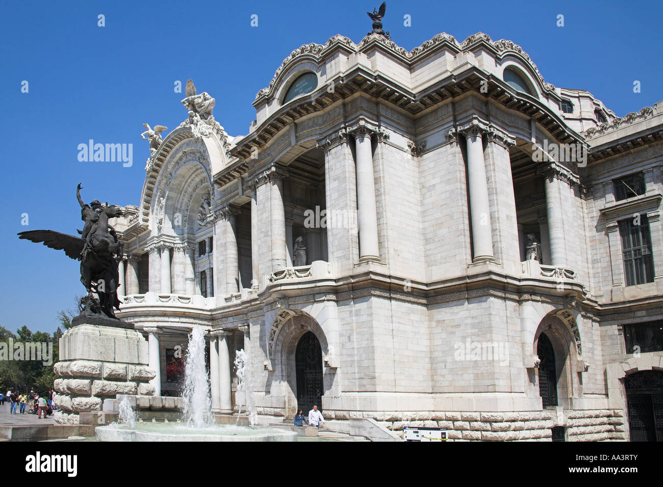 Adamo boari palacio beaux arts architecture en marbre Banque de ...