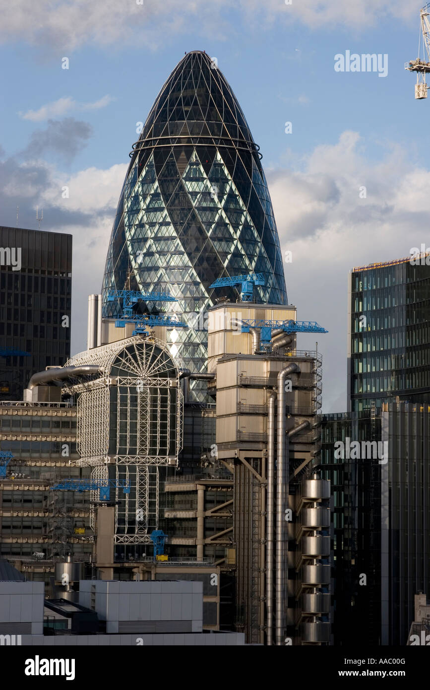 Richard Rogers Lloyd s'immeuble et Norman Foster s Swiss Re building ...