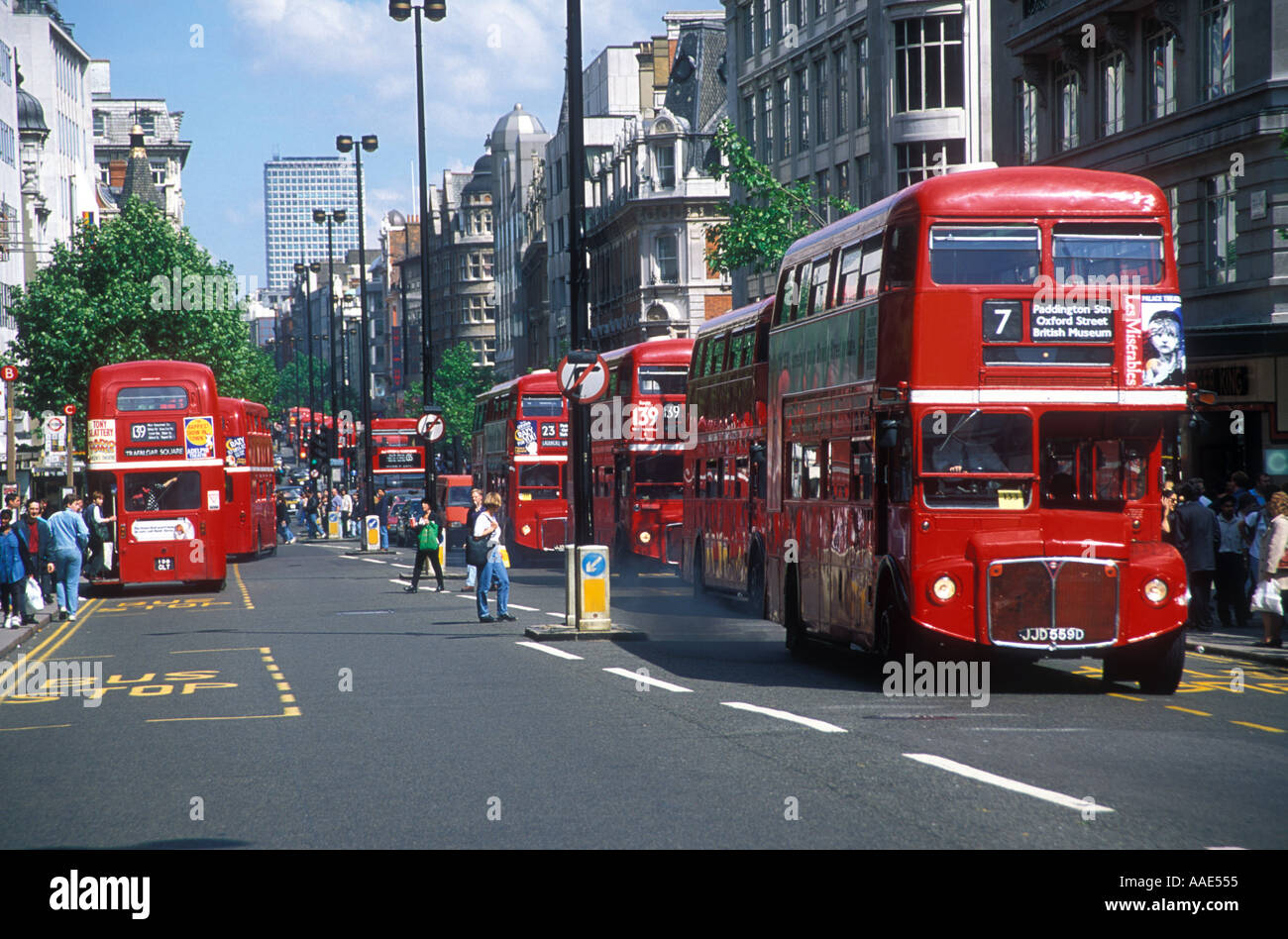 London buses Banque de photographies et d’images à haute résolution - Alamy