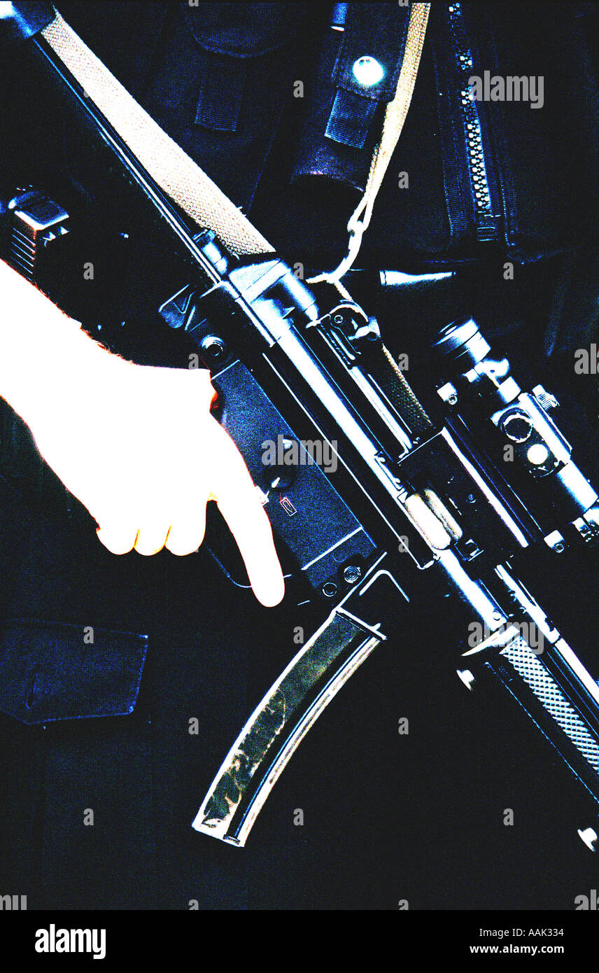 Sub Machine Gun Banque d'image et photos - Alamy