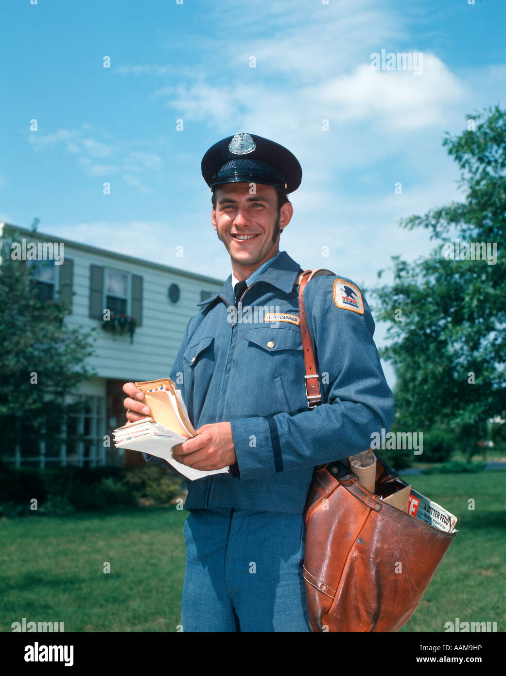 Facteur vintage Banque de photographies et d’images à haute résolution - Alamy