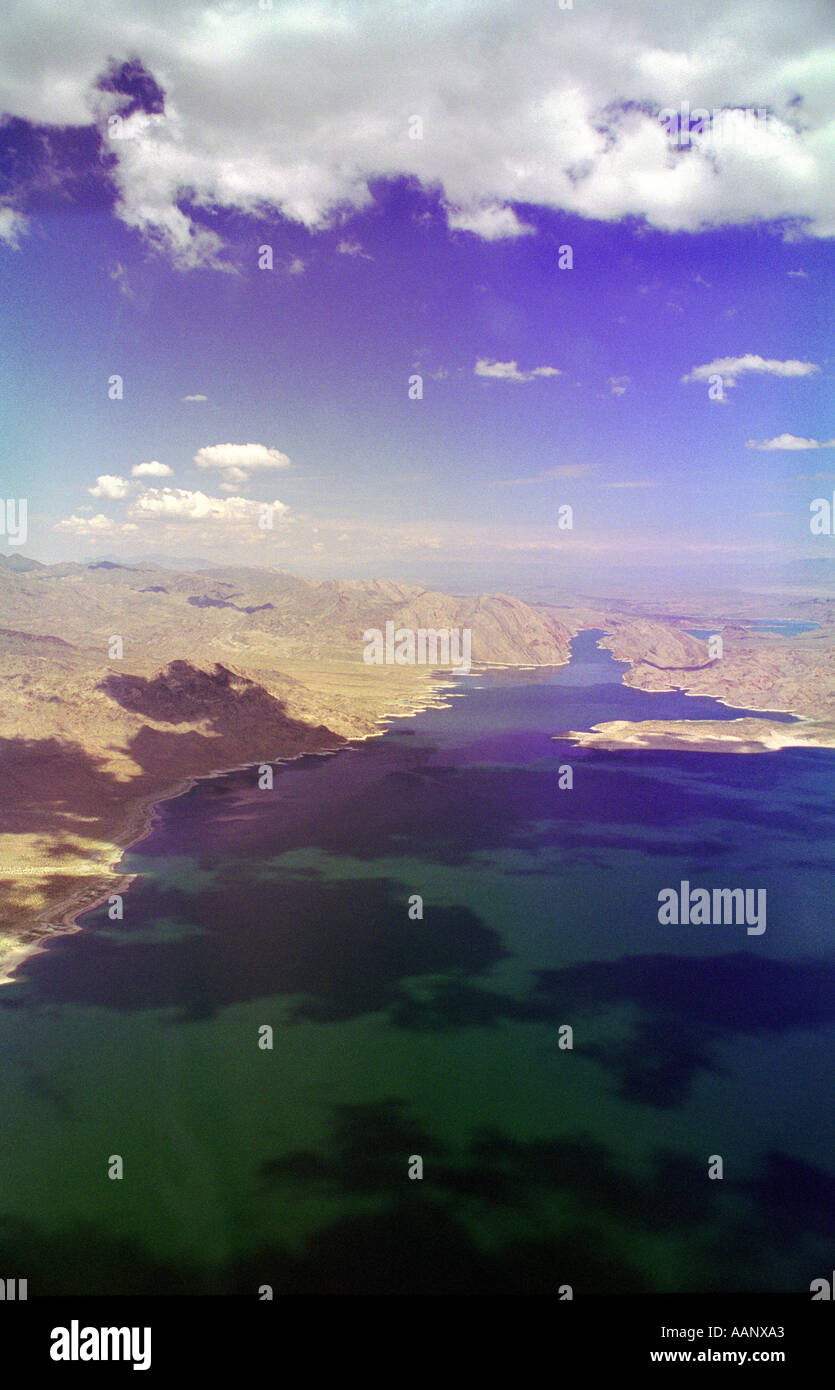 Vue aérienne du lac Mead à partir de la visite du Grand Canyon en ...