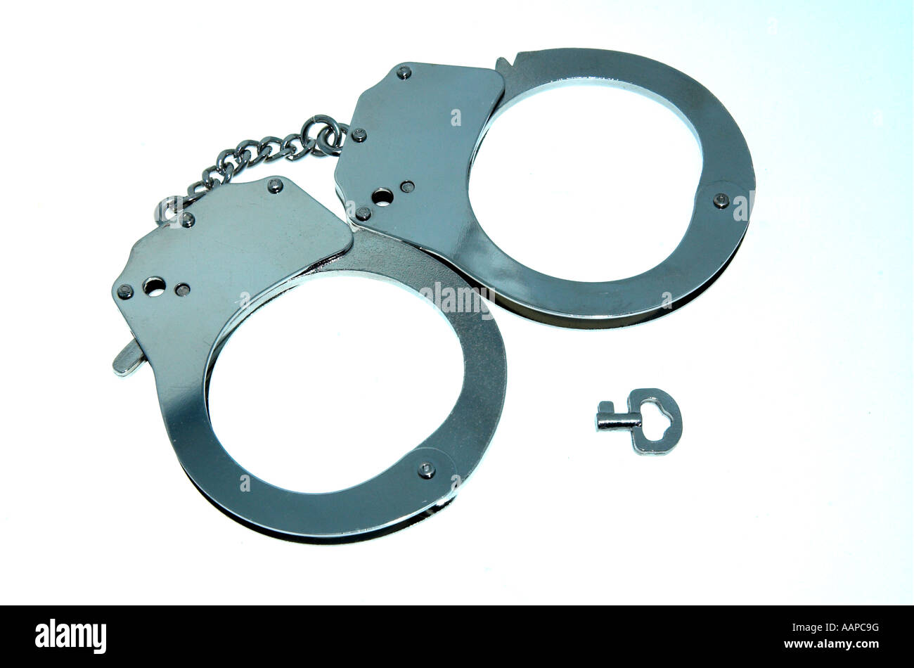 Prison des menottes Banque de photographies et d’images à haute ...