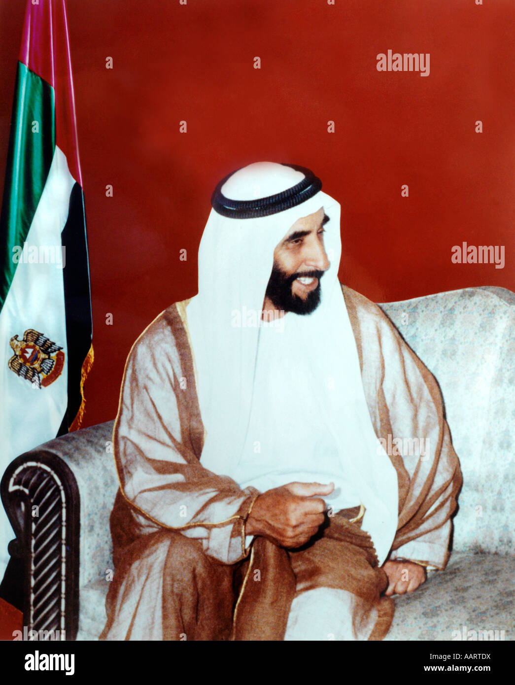 Son Altesse Sheikh Zayed Bin Sultan Al Nahyan Portrait officiel Photo ...