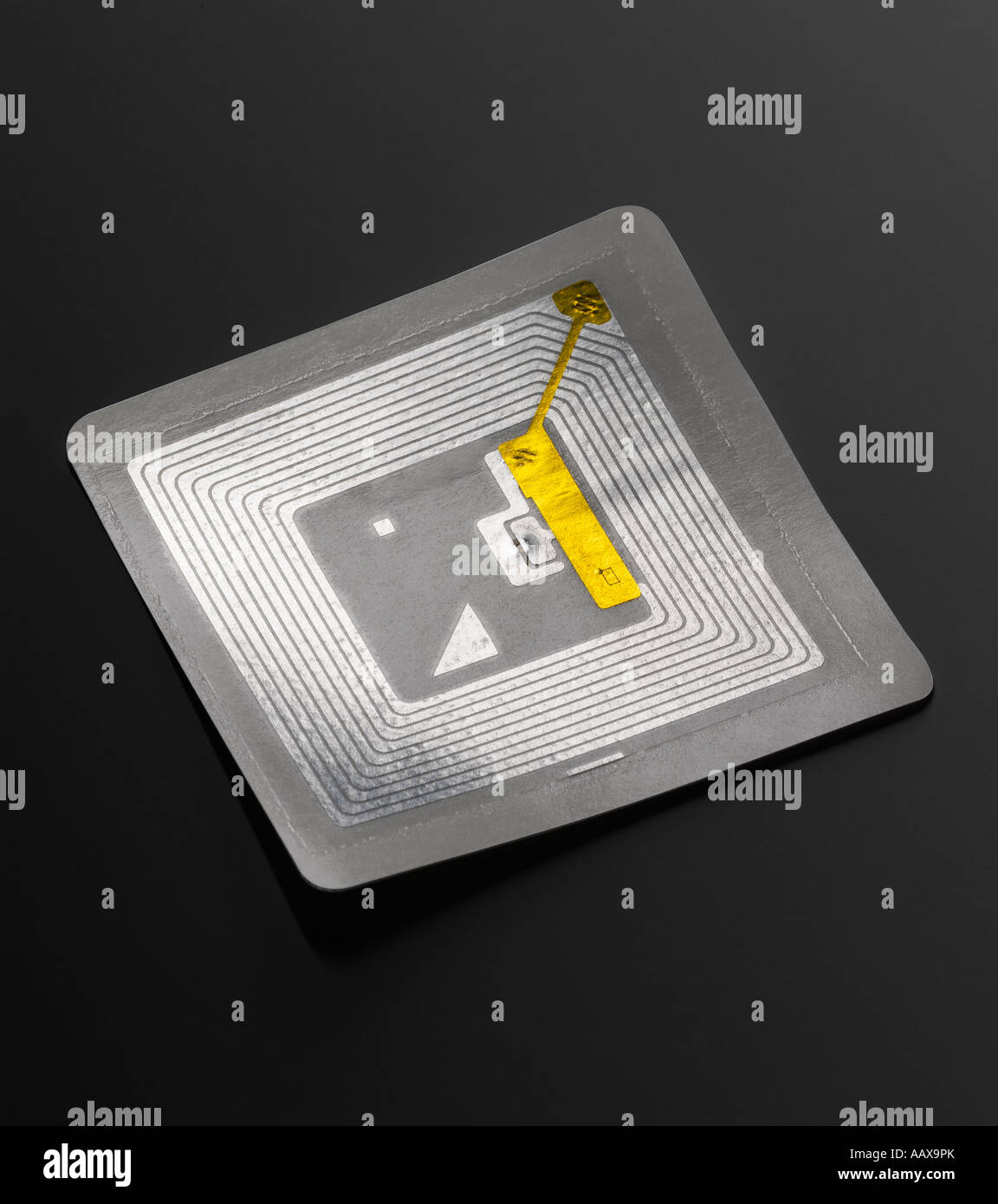 Rfid label Banque de photographies et d’images à haute résolution - Alamy