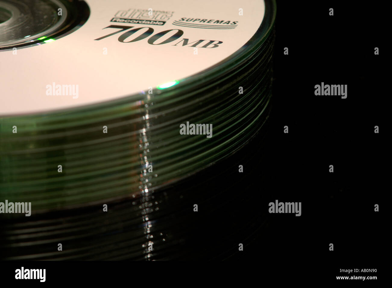 Stack of cd roms Banque de photographies et d’images à haute résolution ...