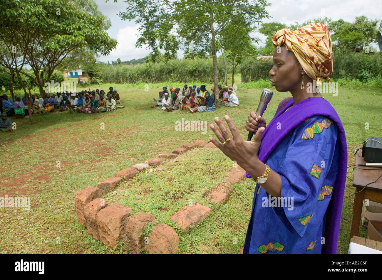 Sarah Kilemi femme du Parlement états Kilemi Mwiria parle de femmes ...