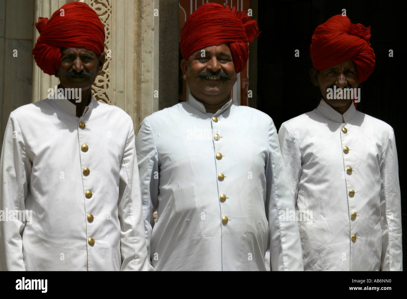 Turbans rouges Banque de photographies et d’images à haute résolution ...