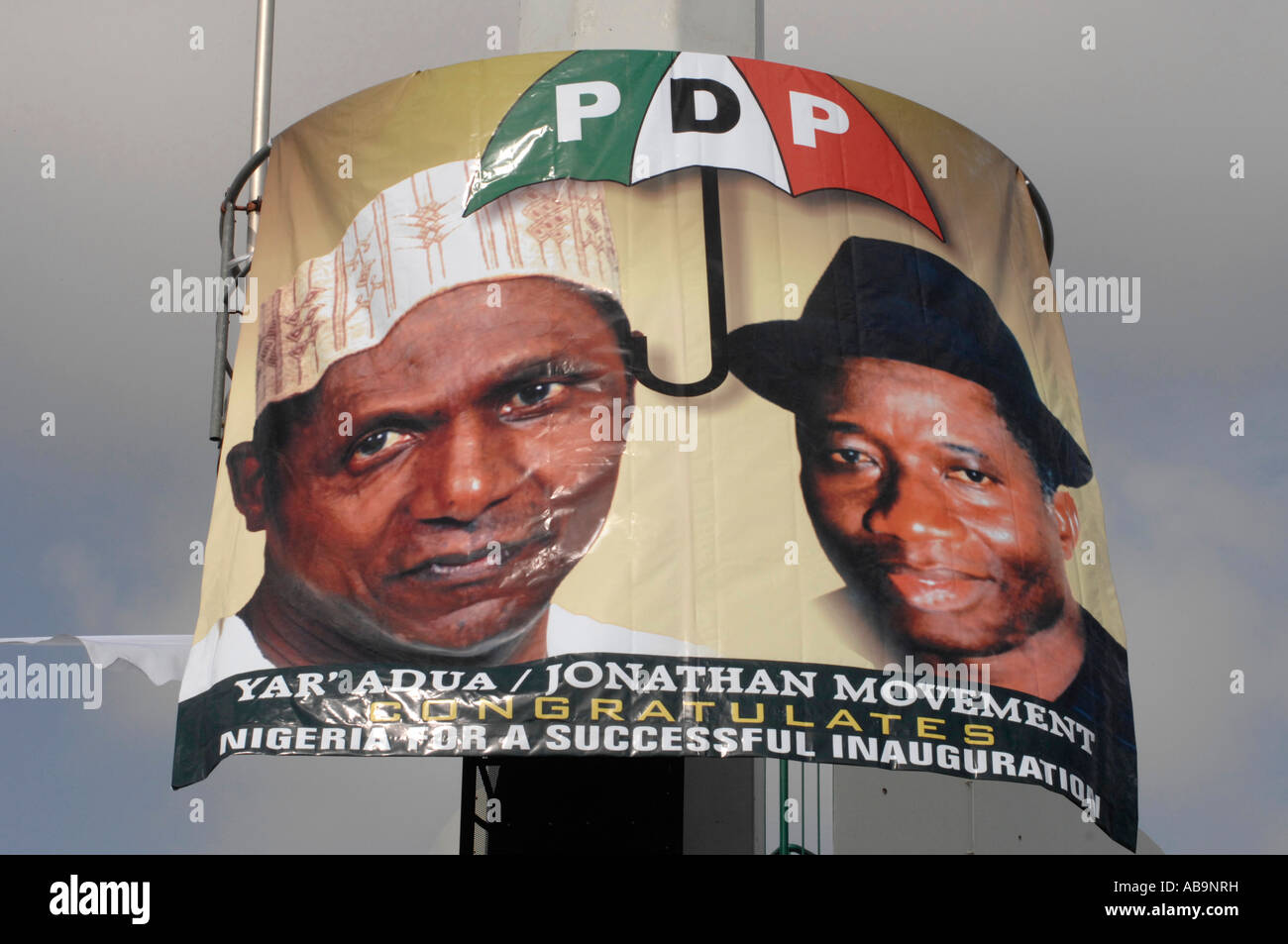 Political poster Banque de photographies et d’images à haute résolution ...