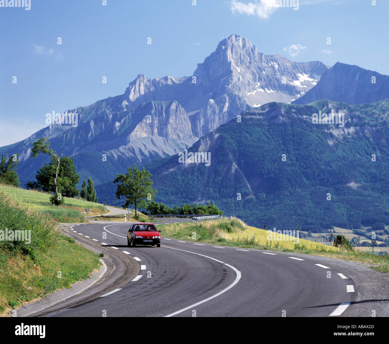 Route napoléon alpes Banque de photographies et d’images à haute ...