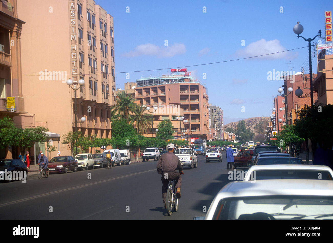 Street in gueliz marrakech morocco Banque de photographies et d’images ...
