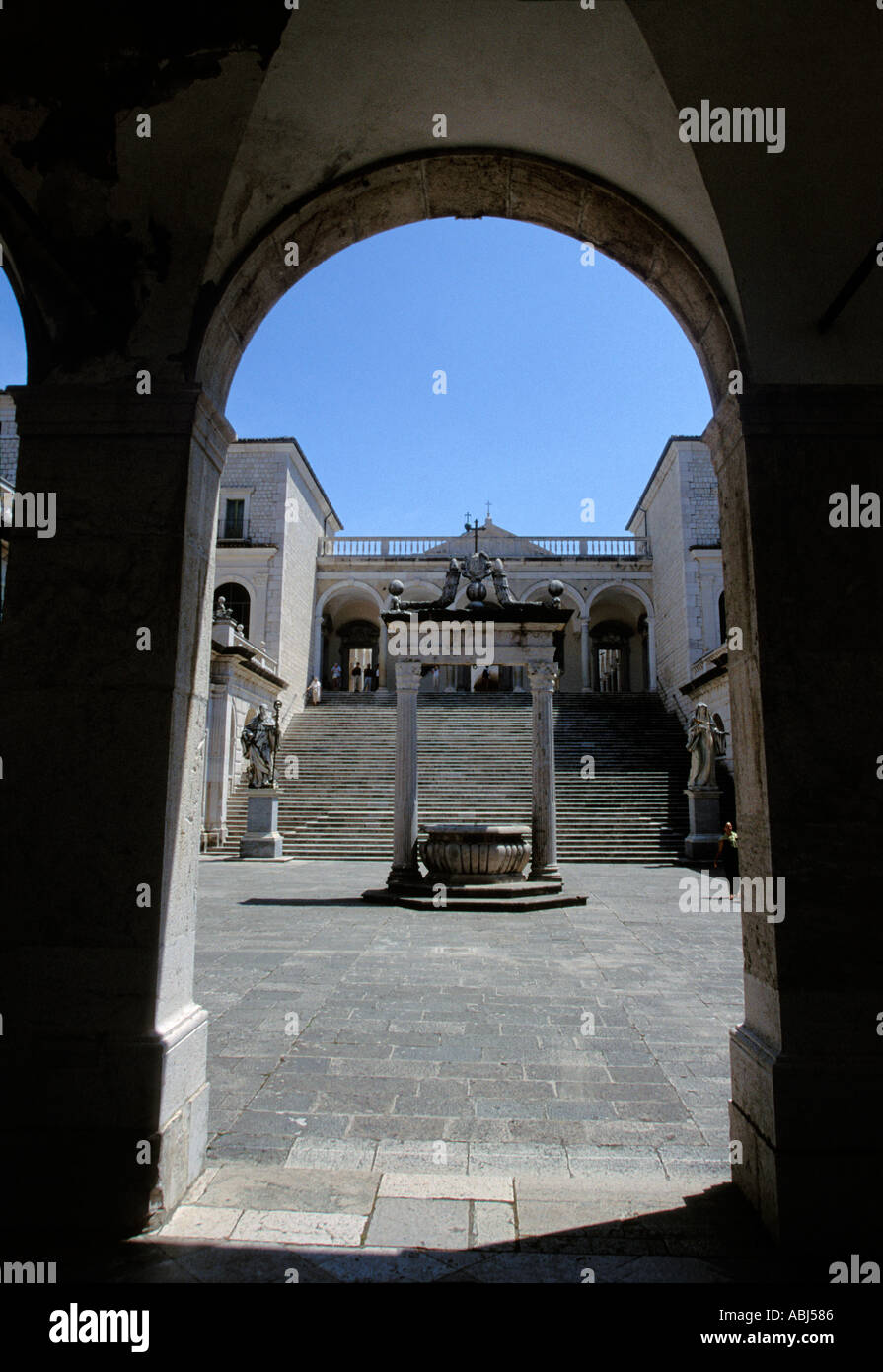 Abbazia montecassino Banque de photographies et d’images à haute ...
