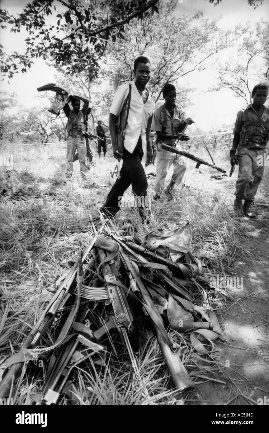 Rhodesian war Banque d'images noir et blanc - Alamy