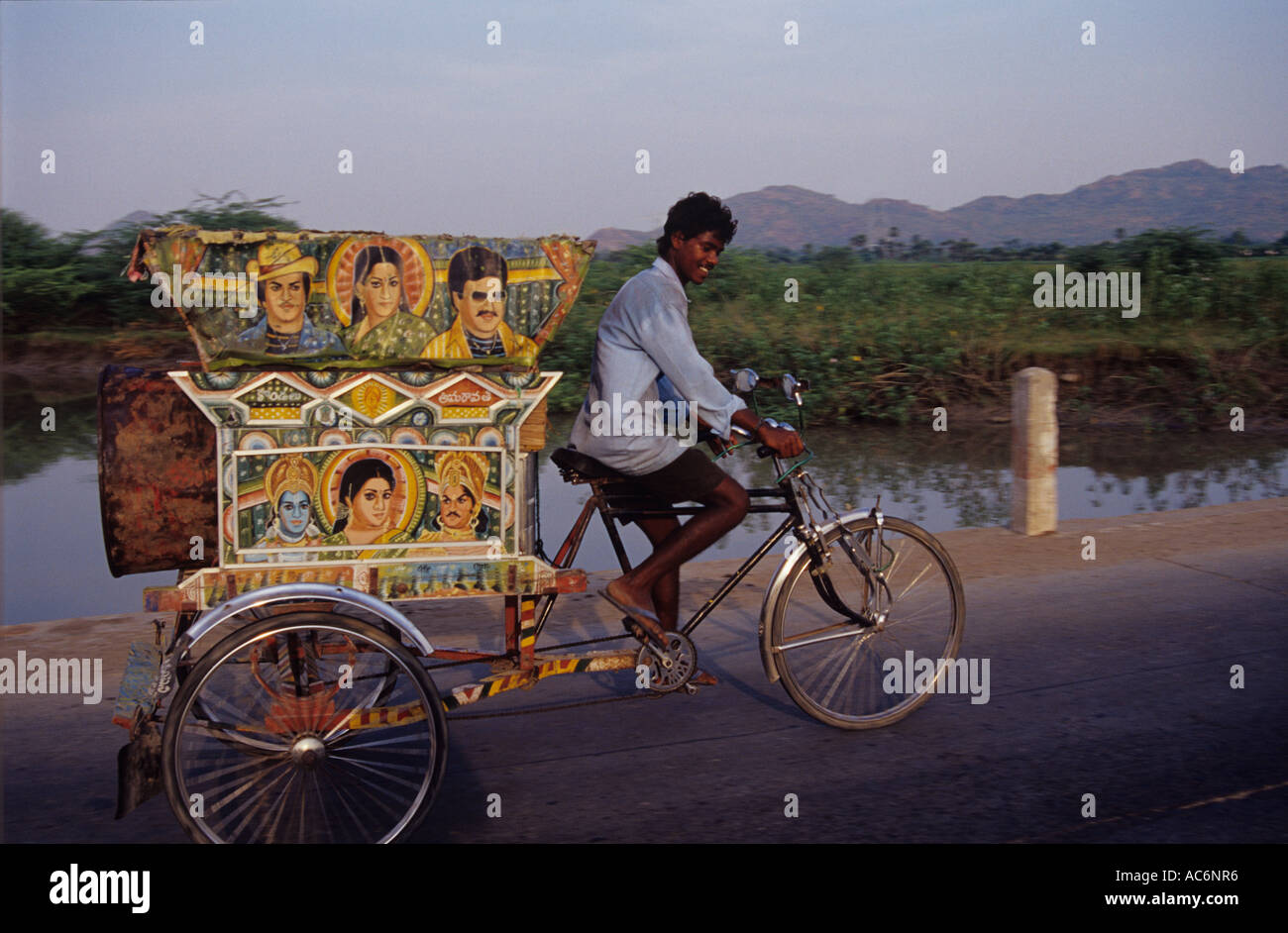 Cycles rickshaws Banque de photographies et d’images à haute résolution ...