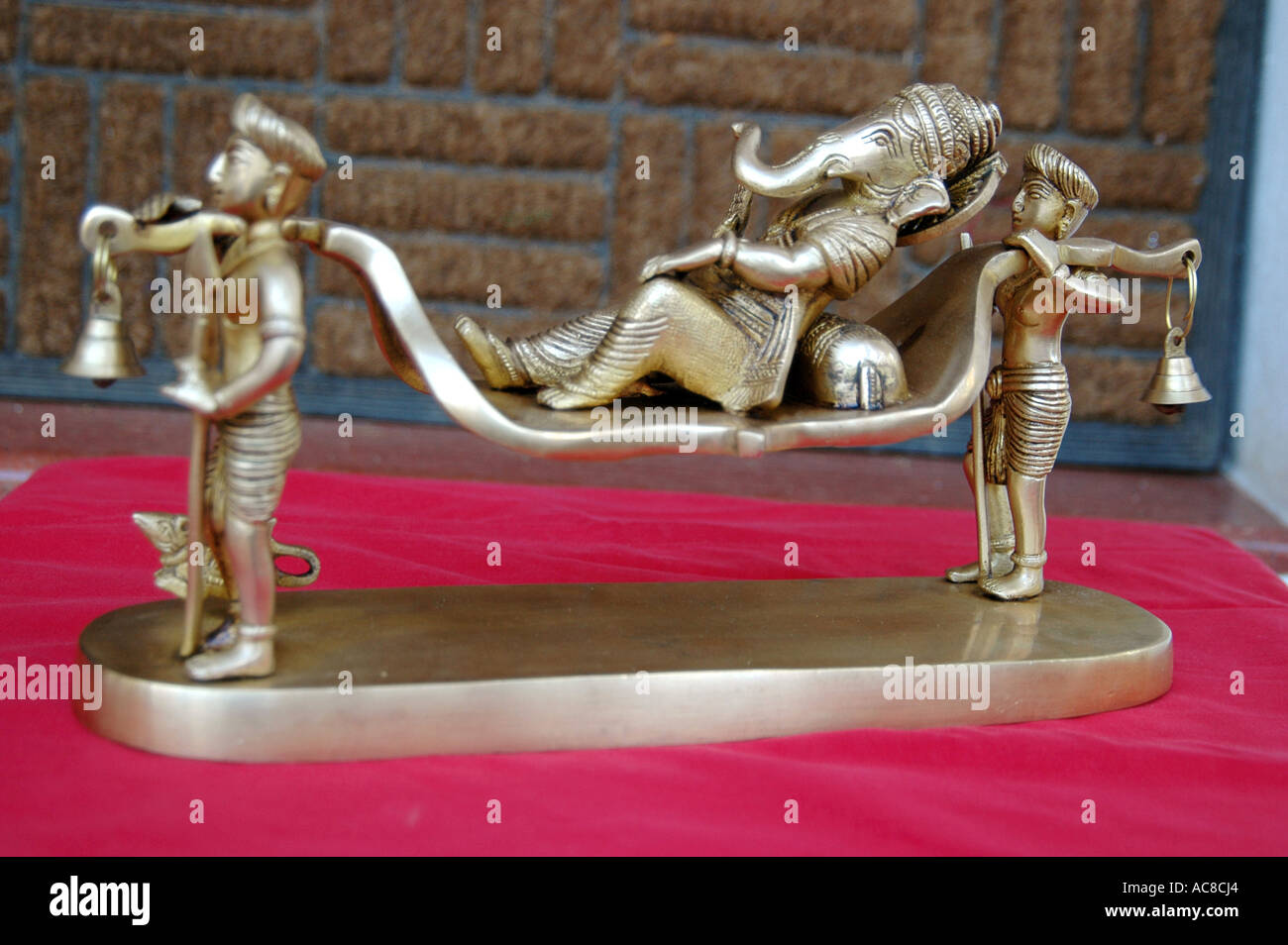 Palanquin elephant Banque de photographies et d’images à haute ...