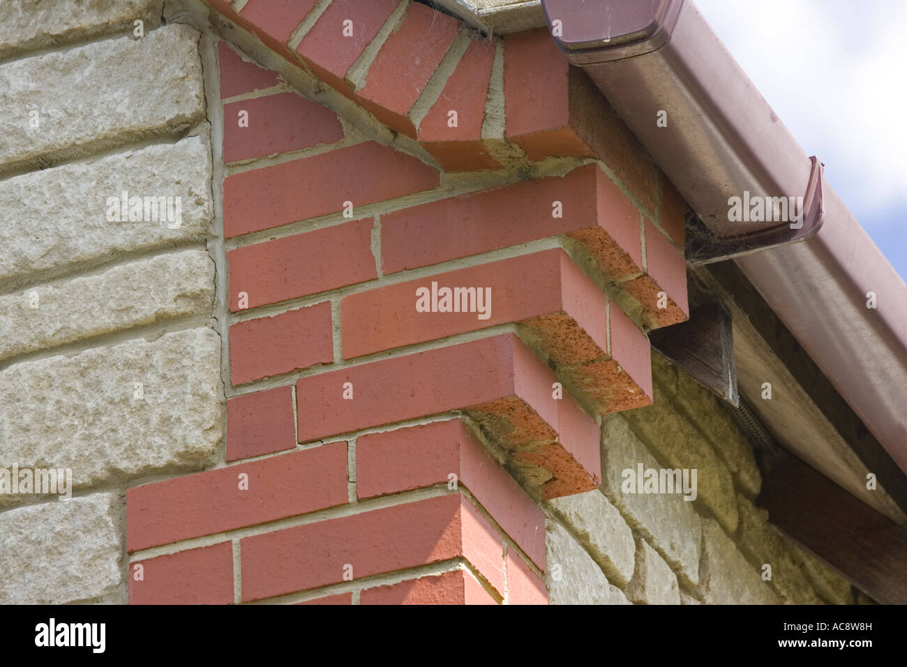 Encorbellement encorbellements ou à la maçonnerie à gable coins de ...