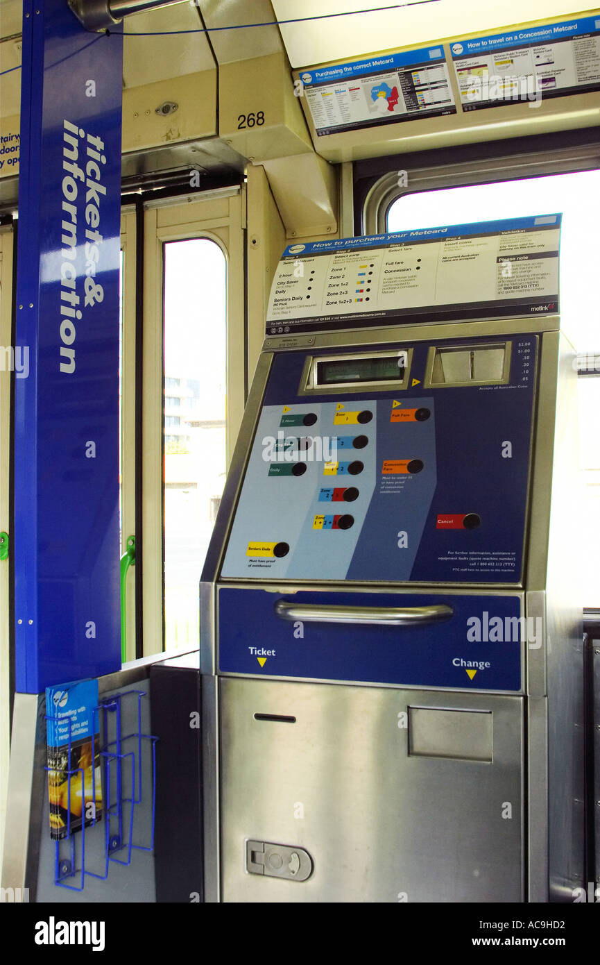 Tram ticket vending machine Banque de photographies et d’images à haute ...