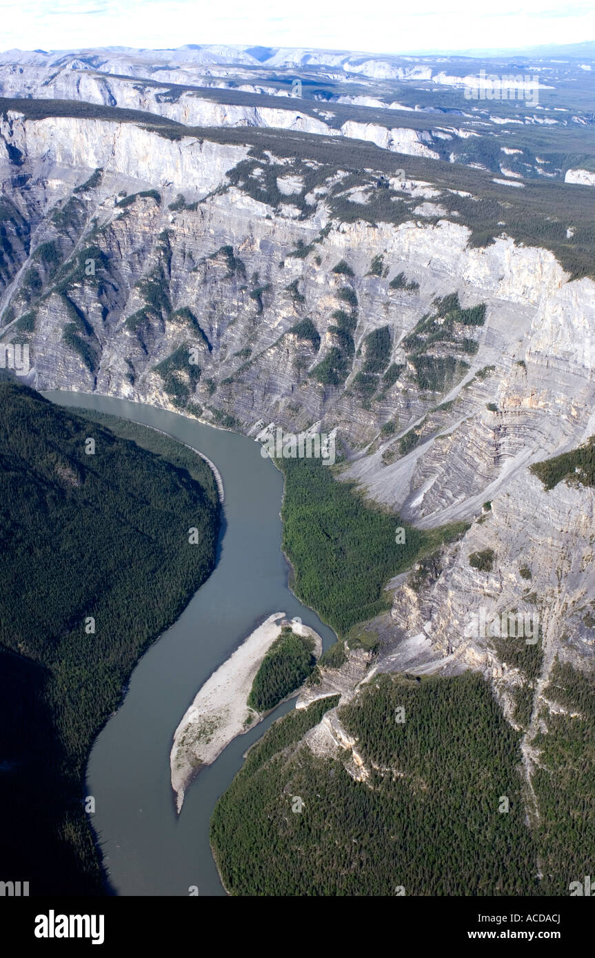Nahanni national park reserve Banque de photographies et d’images à ...