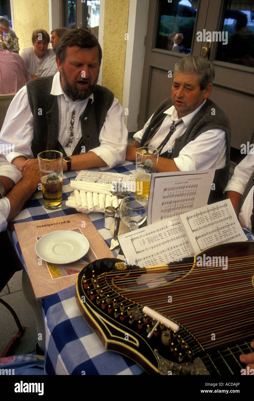 German singers folk music Banque de photographies et d’images à haute ...