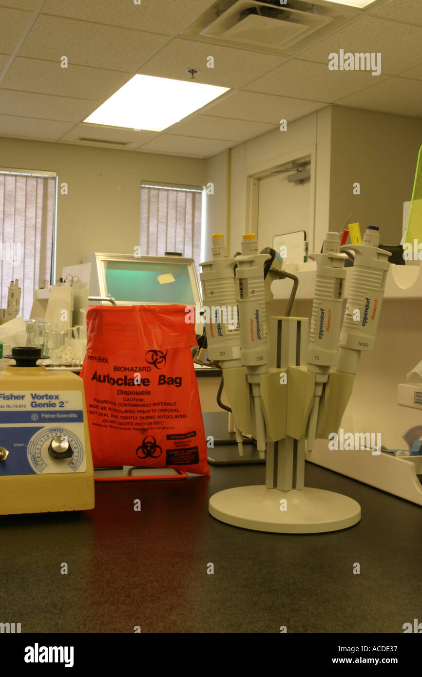 State crime lab Banque de photographies et d’images à haute résolution ...