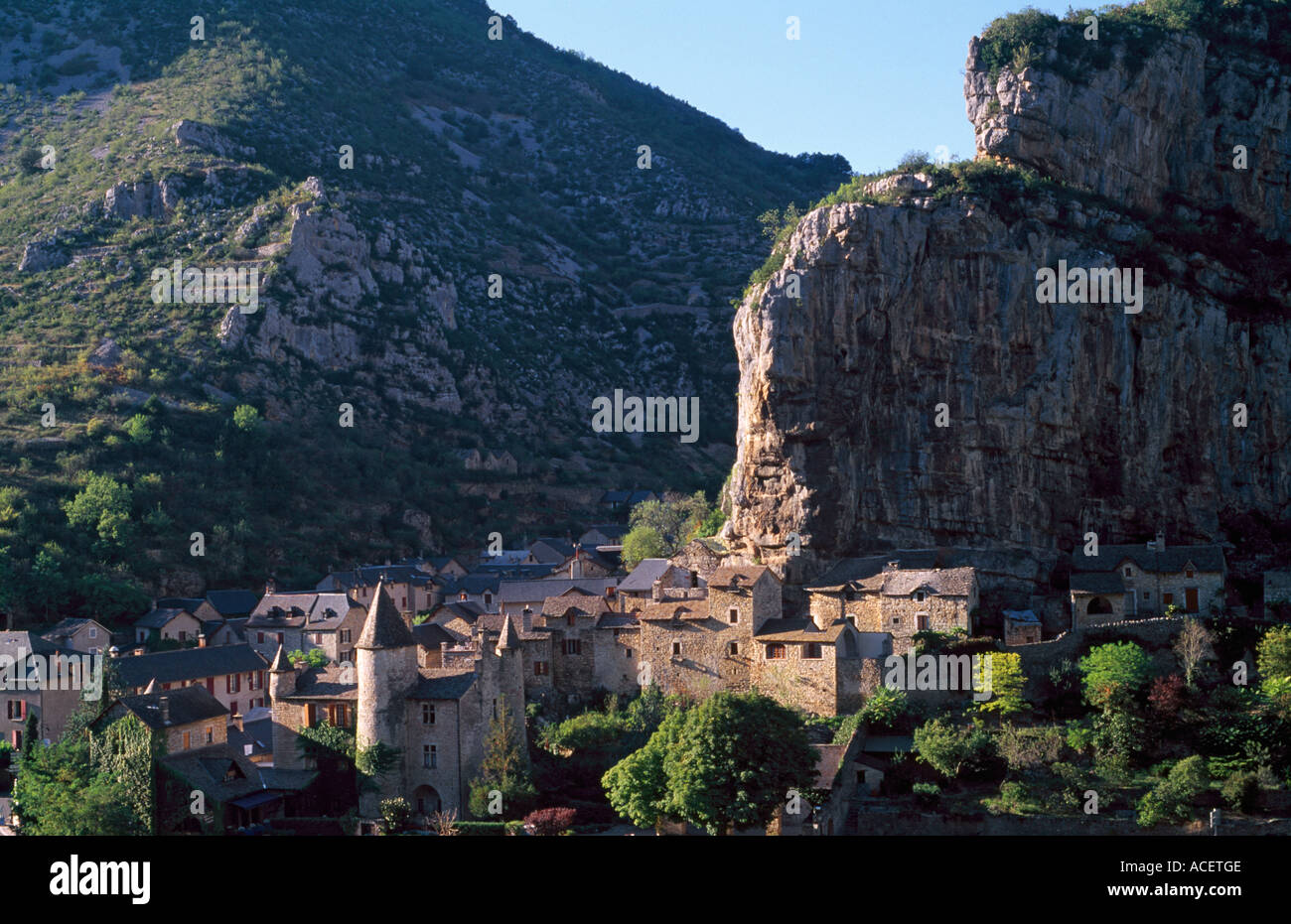Le village de La Malène dans les Gorges du Tarn en Lozère France Photo ...