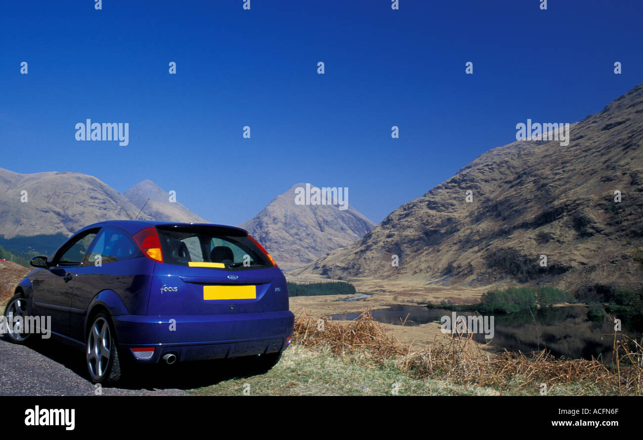 Ford focus rs vue arrière Banque de photographies et d’images à haute ...