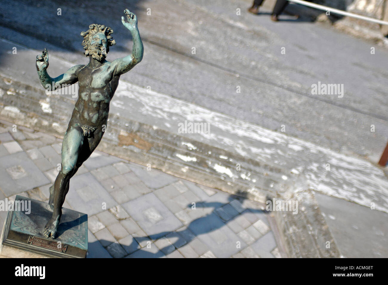 Dancing faun pompeii Banque de photographies et d’images à haute ...