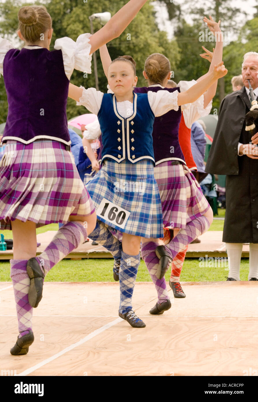Scottish traditional dress Banque de photographies et d’images à haute ...