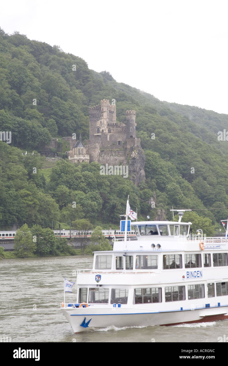 Burg rheinstein castle Banque de photographies et d’images à haute ...