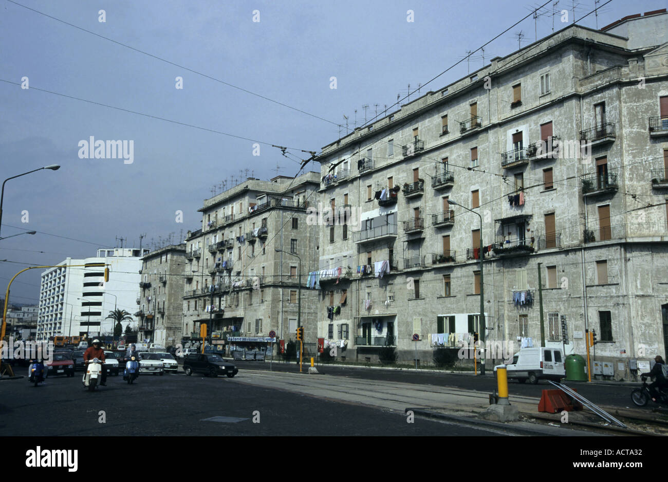 Italy naples suburb street Banque de photographies et d’images à haute ...