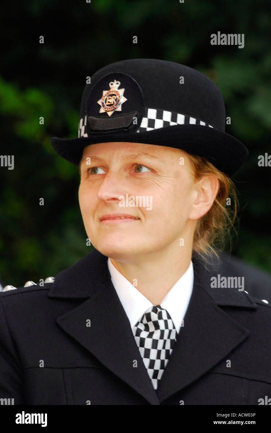Female police officer work london Banque de photographies et d’images à ...
