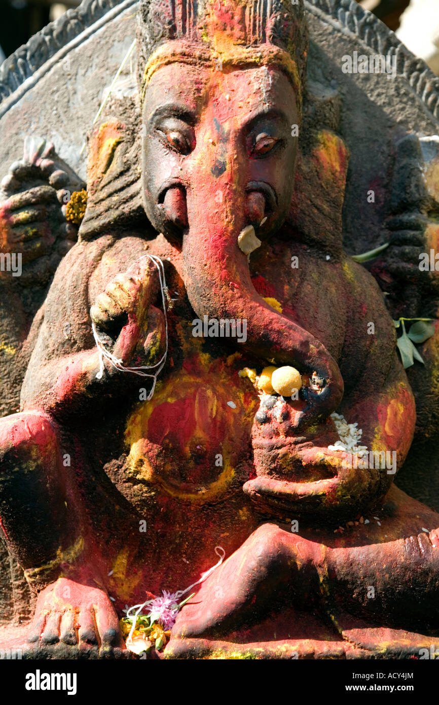 Ganesh statue kathmandu nepal Banque de photographies et d’images à ...