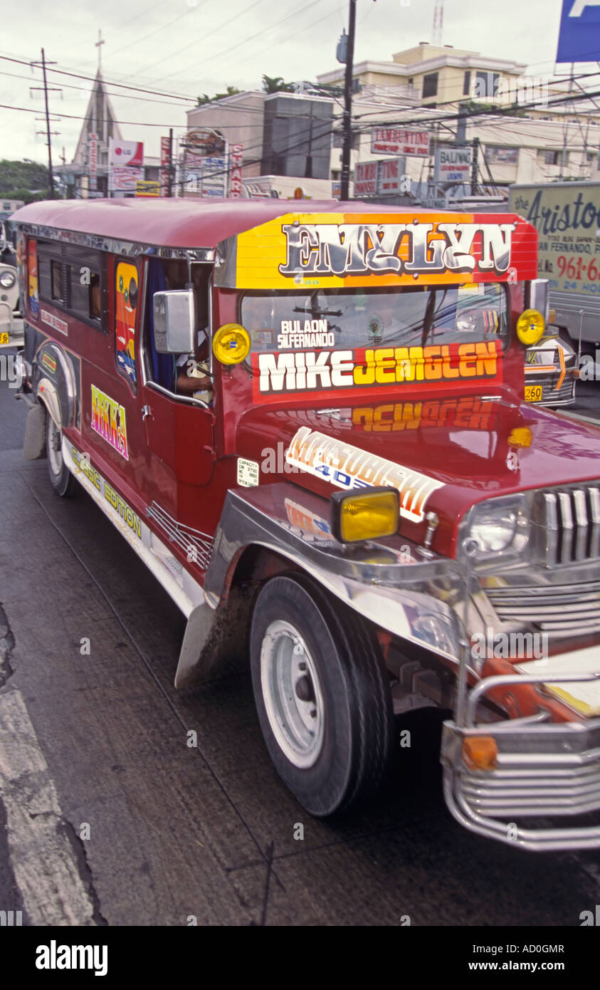 Minibus jeepney Banque de photographies et d’images à haute résolution ...