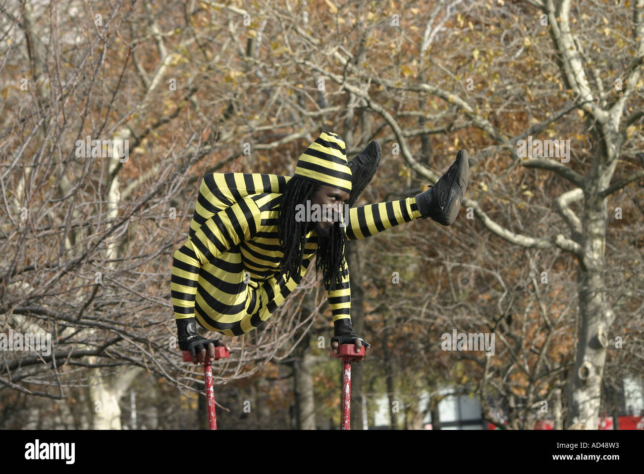 Contortionist box Banque de photographies et d’images à haute ...