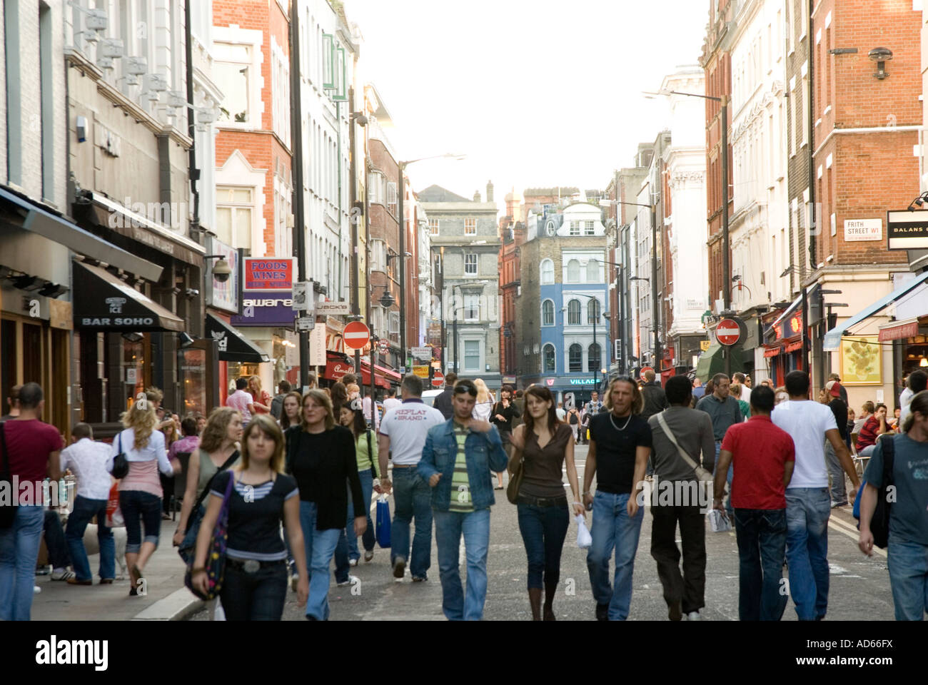 Compton street Banque de photographies et d’images à haute résolution ...