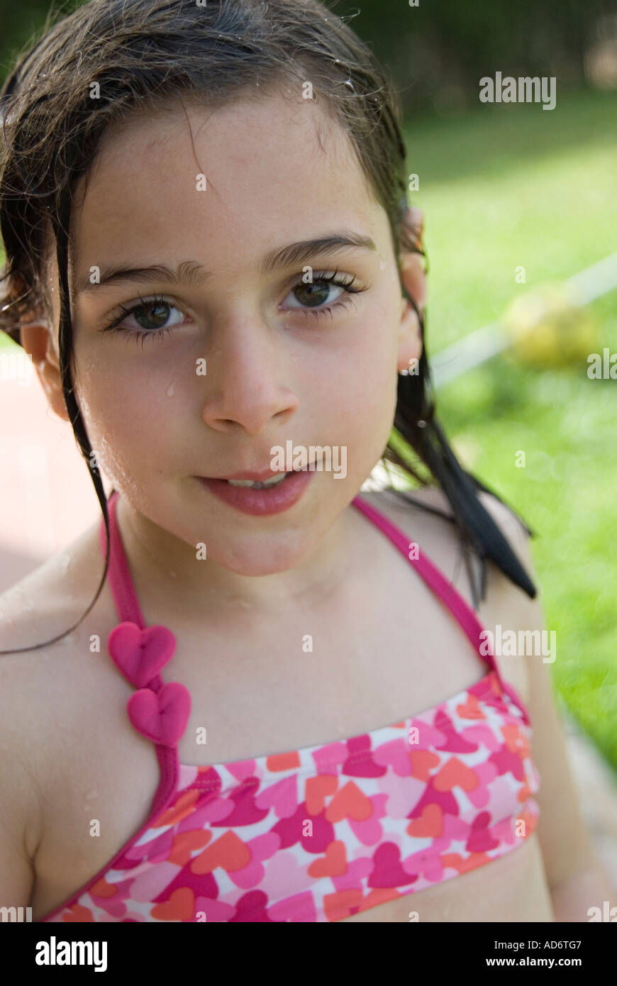 Jeune Fille Maillot De Bain Banque De Photographies Et Dimages à Haute