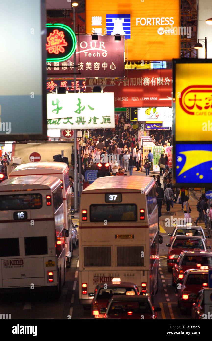 Avril hong Banque de photographies et d’images à haute résolution - Alamy