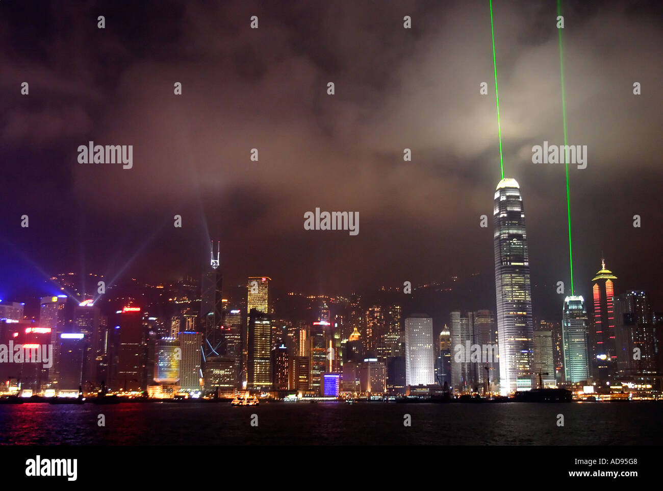 Avril hong Banque de photographies et d’images à haute résolution - Alamy