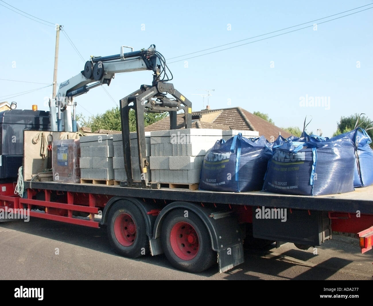 Camion de livraison blue jewson Banque de photographies et d’images à ...