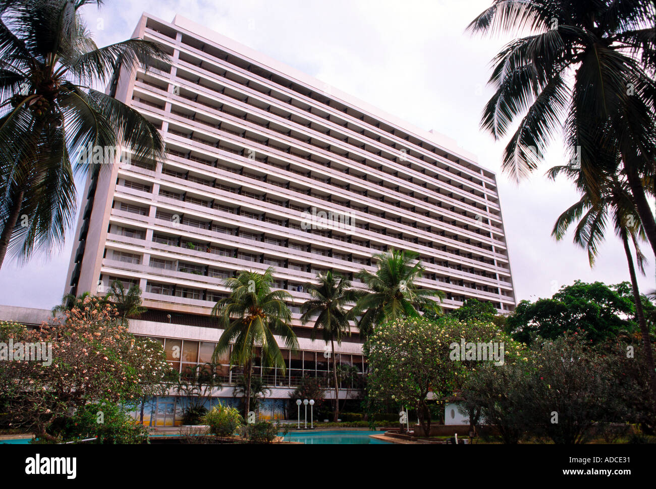 Hotel ivoire abidjan ivory coast Banque de photographies et d’images à haute résolution - Alamy