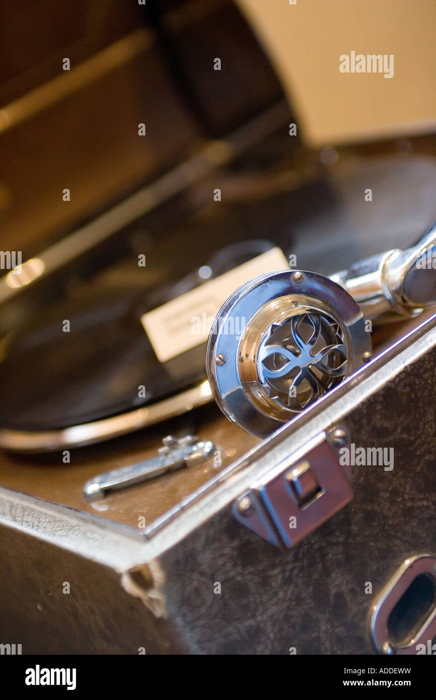 Old gramaphone Banque de photographies et d’images à haute résolution ...