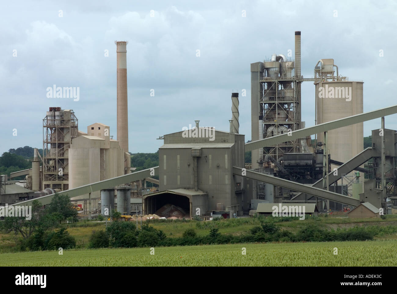 Cement works Banque de photographies et d’images à haute résolution - Alamy