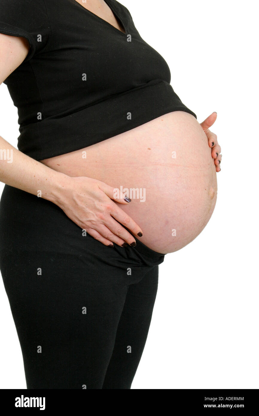 Femme enceinte 9 mois Banque de photographies et d’images à haute ...