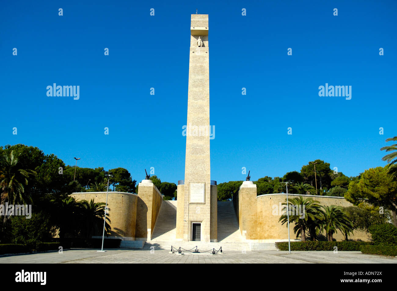 Monument des marins italiens Banque de photographies et d’images à ...