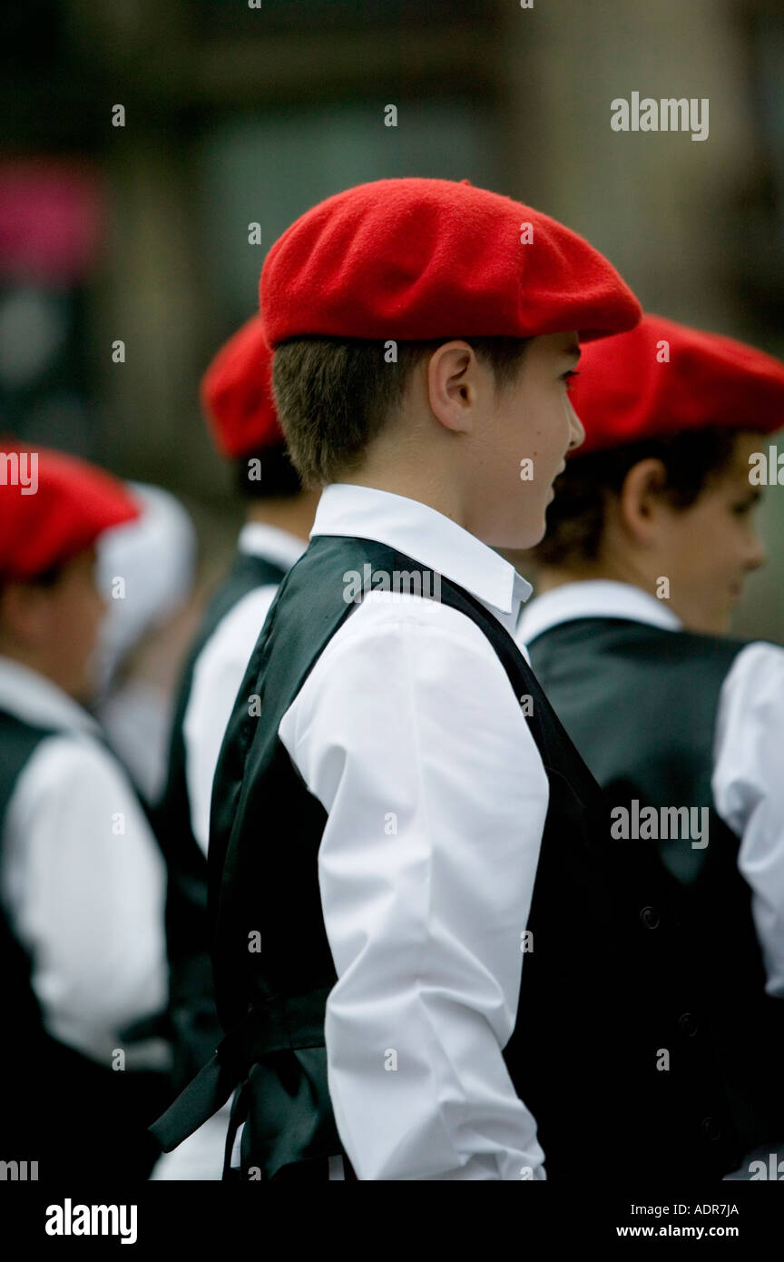 Basque beret Banque de photographies et d’images à haute résolution - Alamy