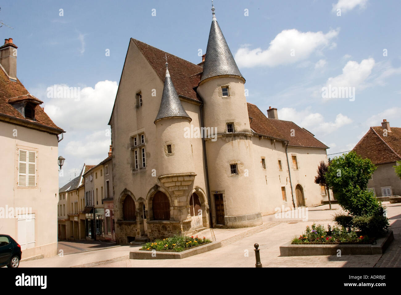 Arnay le duc Banque de photographies et d’images à haute résolution - Alamy