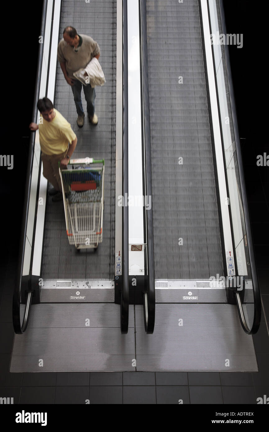 Escalator de caddie Banque de photographies et d’images à haute ...