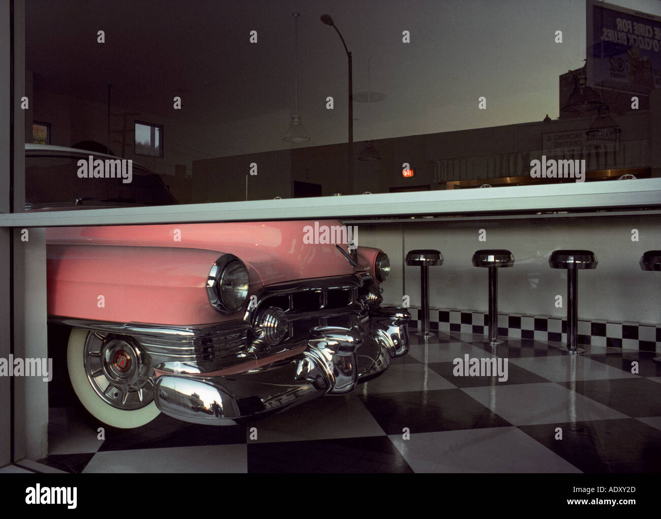 Cadillac cafe Banque de photographies et d’images à haute résolution ...